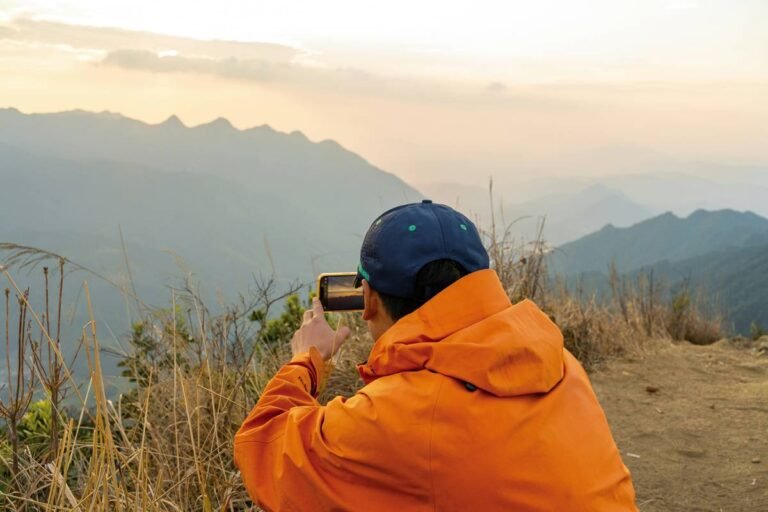 Why Your Hiking Photos Suck (and How an Outdoor Nature Lens Can Save Them)
